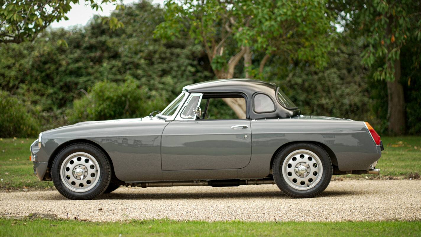 MGB Roadster Turbo + £1,000 - Vintage and Classic Car Competitions