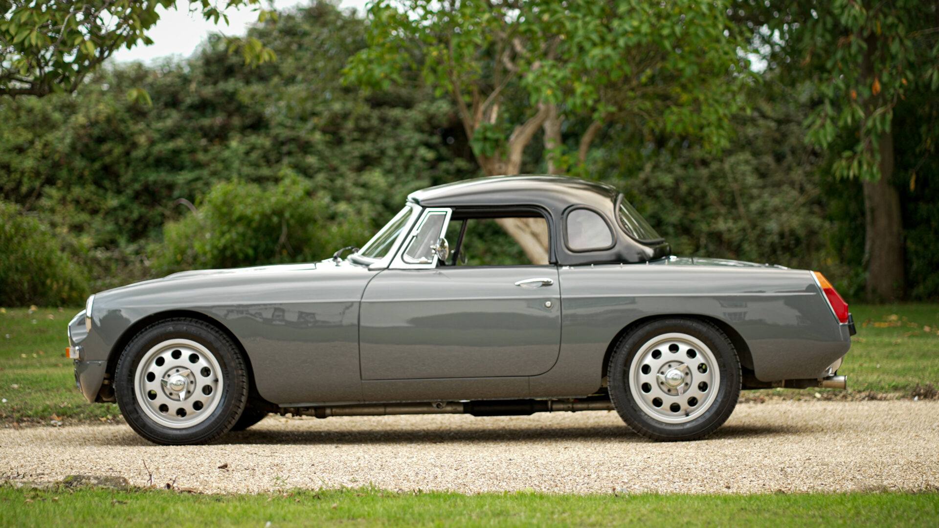 MGB Roadster Turbo + £1,000 - Vintage and Classic Car Competitions