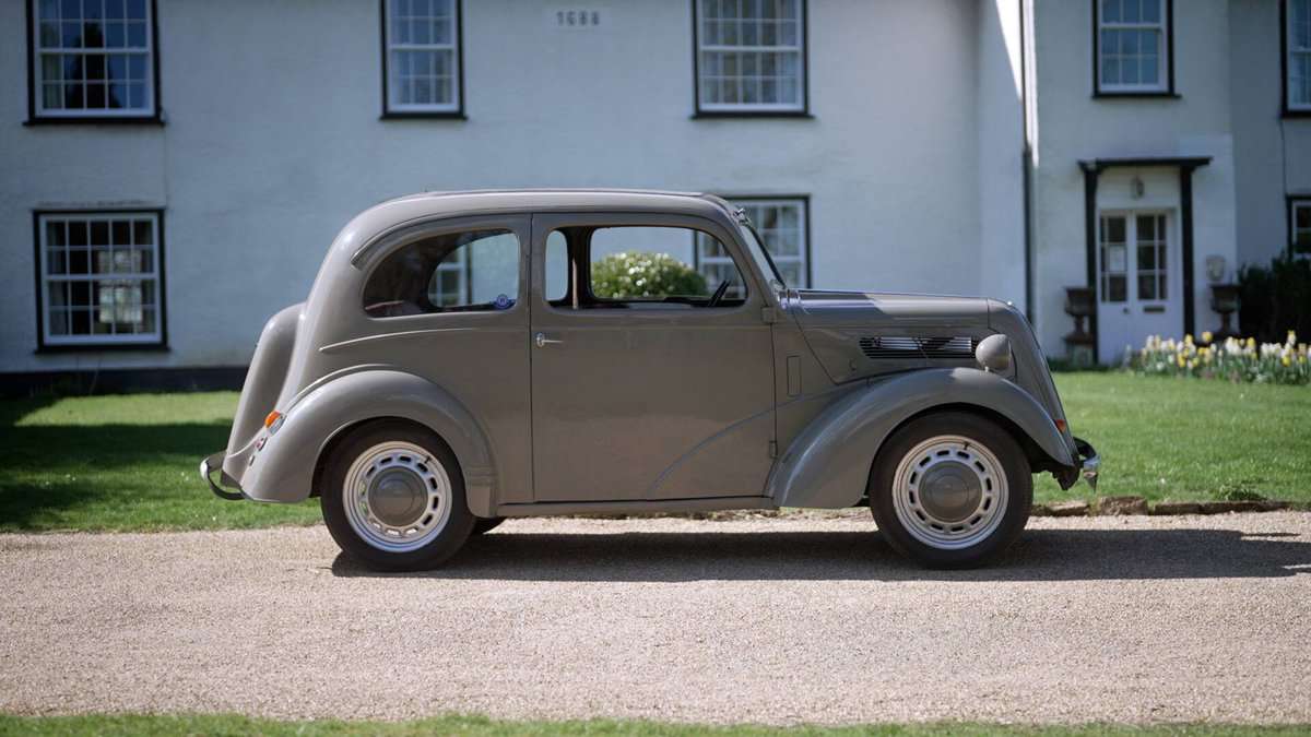 1955 Ford Popular - Vintage and Classic Car Competitions