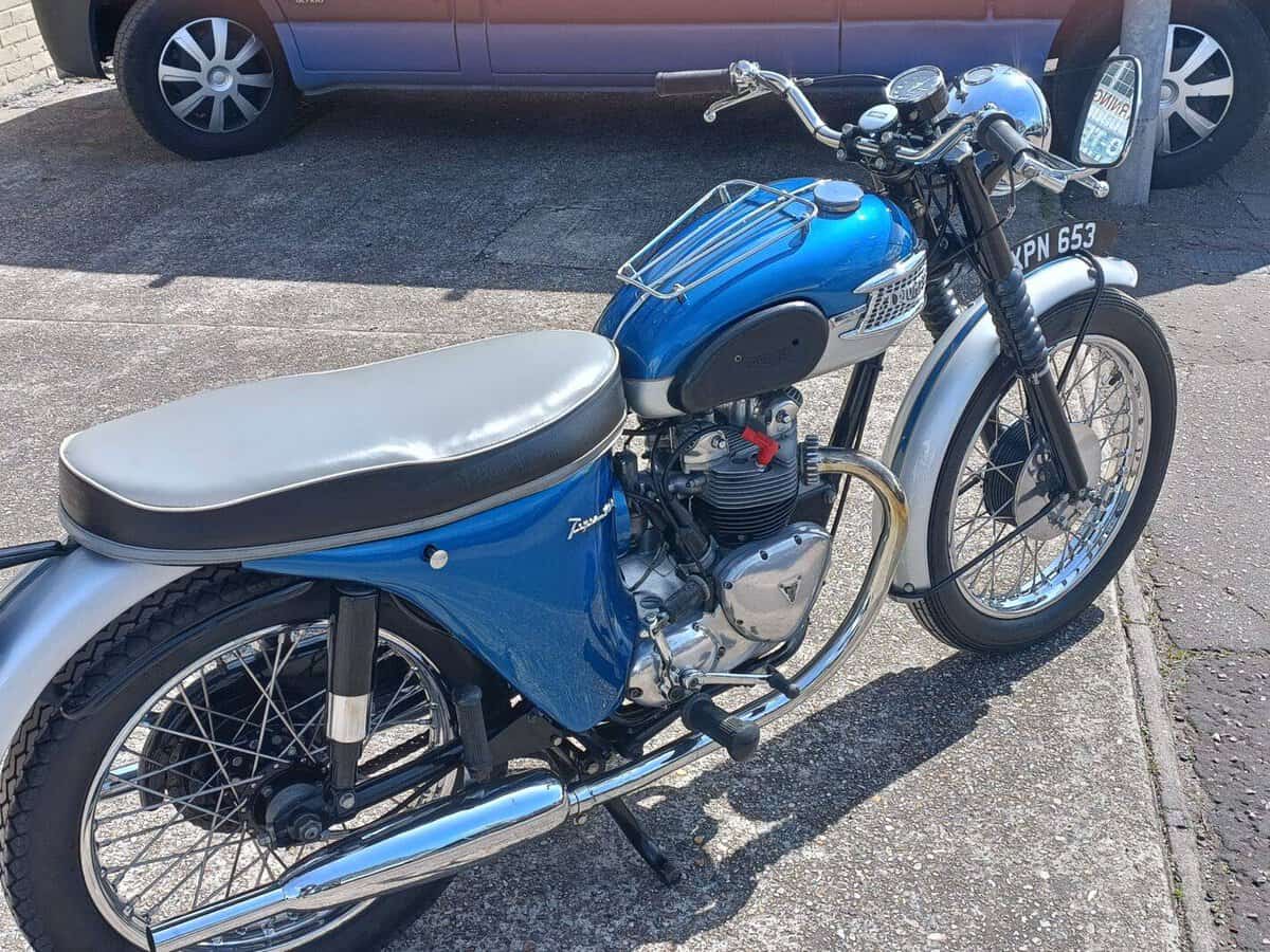 Triumph Tiger 100 SS 1962 - Vintage and Classic Car Competitions