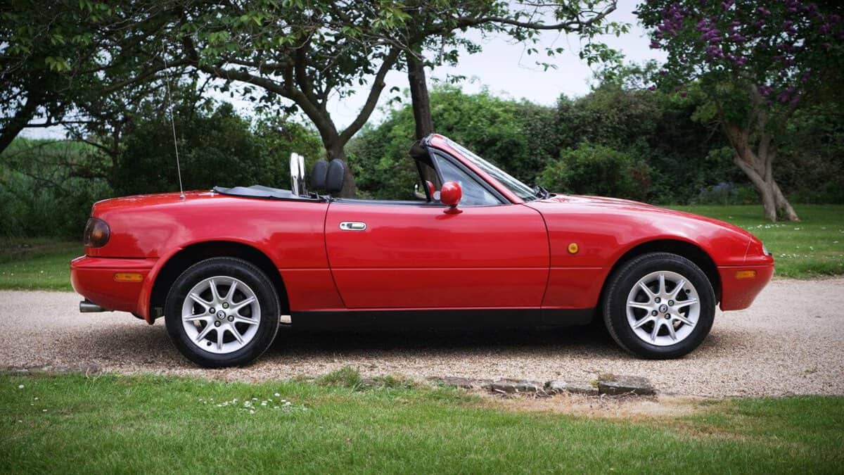1997 Mazda MX5 Mark 1 - Vintage and Classic Car Competitions