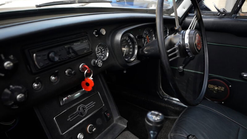 1968 MGC GT - Vintage and Classic Car Competitions