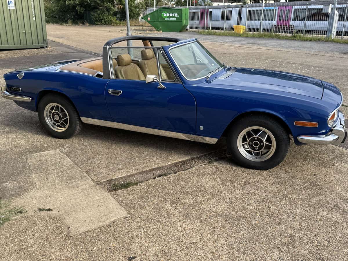 1976 Triumph Stag Delft Blue - Vintage and Classic Car Competitions